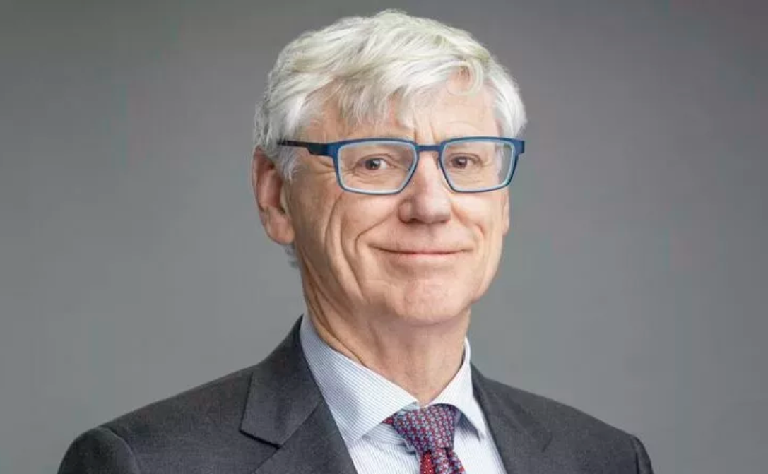 Ex Seven legal chief Bruce McWilliam buys back in as SCA shareholder ...